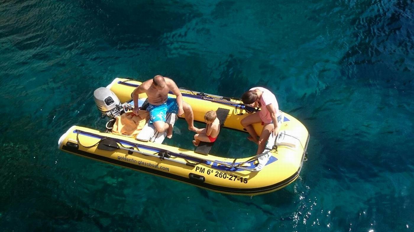 Plastic Canoe Clear Bottom Inflatable Boat , Transparent Fishing Boats ...