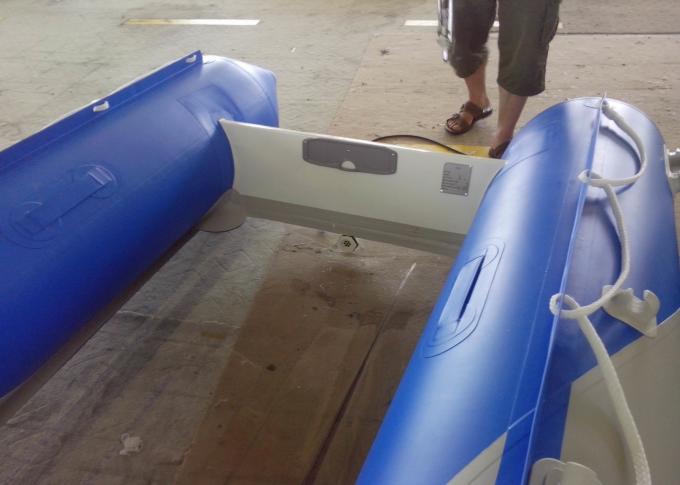 Beautiful Ocean Clear Bottom Kayak , Transparent 3 Person Fishing Boat